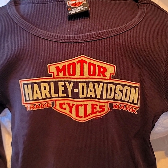 Harley-Davidson | Tops | Ladies Harleydavidson Black Longsleevedwith ...
